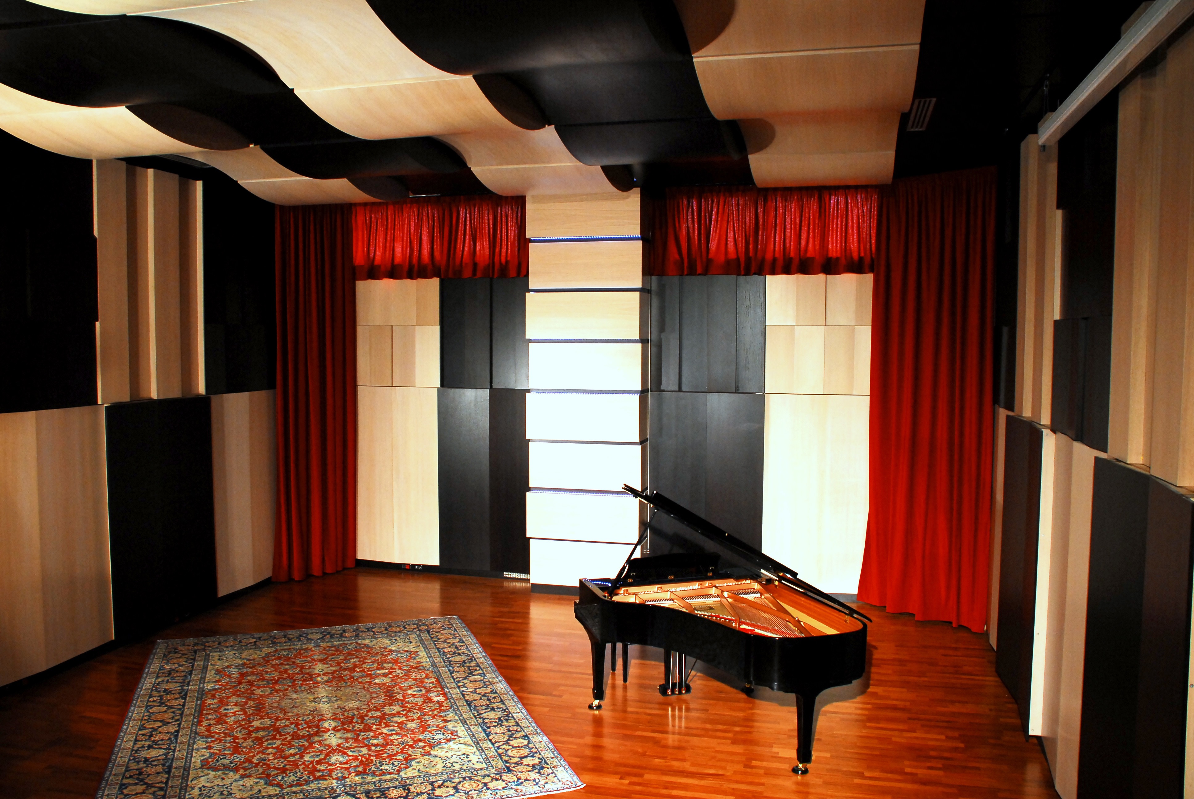 International Sound Studio — Studio Sound Service